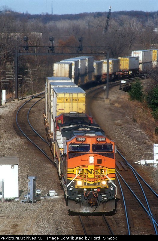 BNSF 4998 @ West Holliday